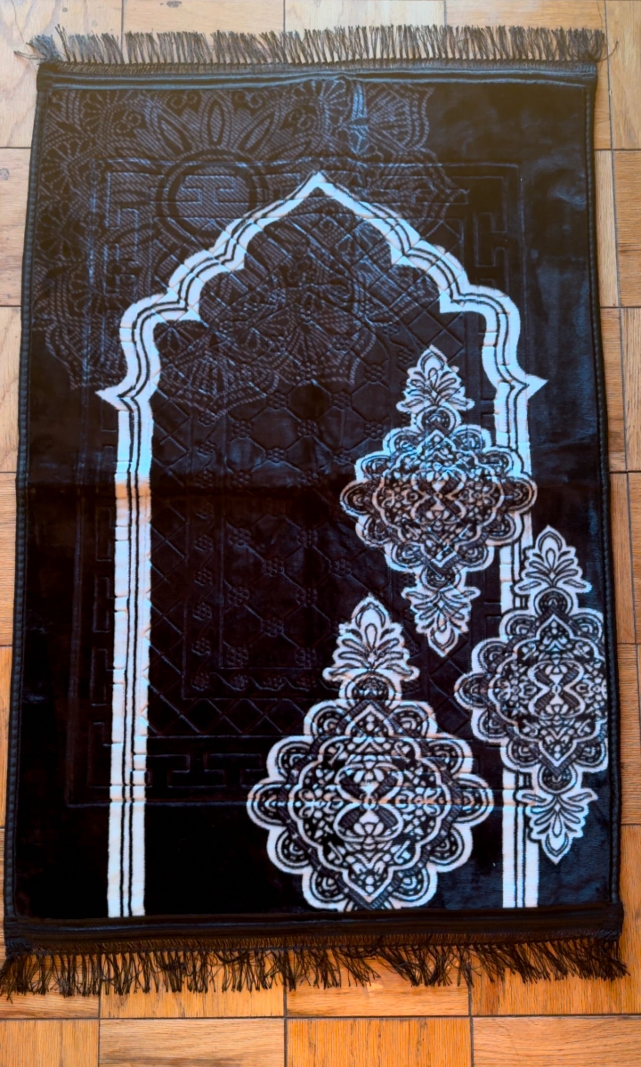 Premium Velvet Prayer Mat – Sunnah Goods