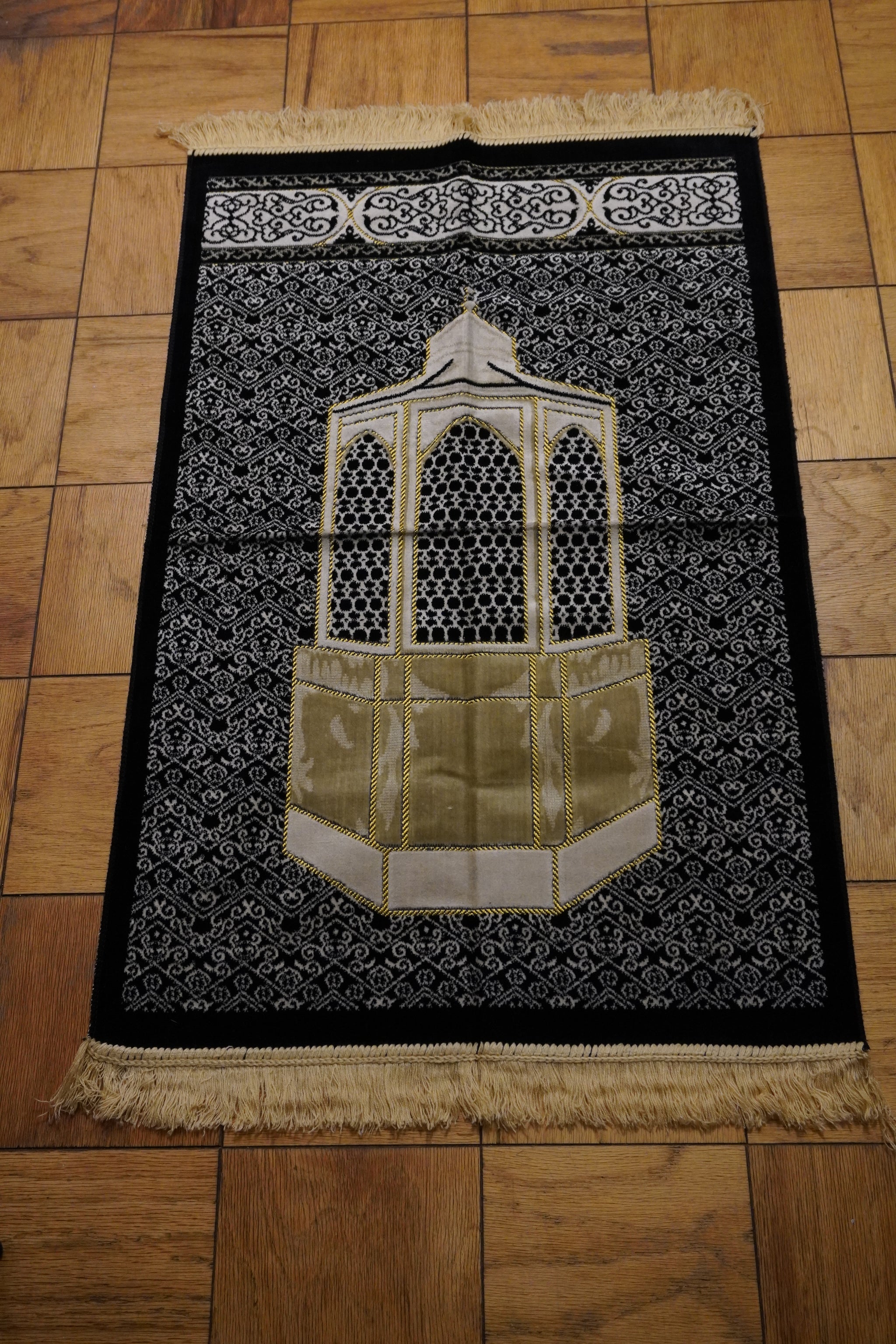 Lightweight Turkish Prayer Mat - Makkah Edition – Sunnah Goods