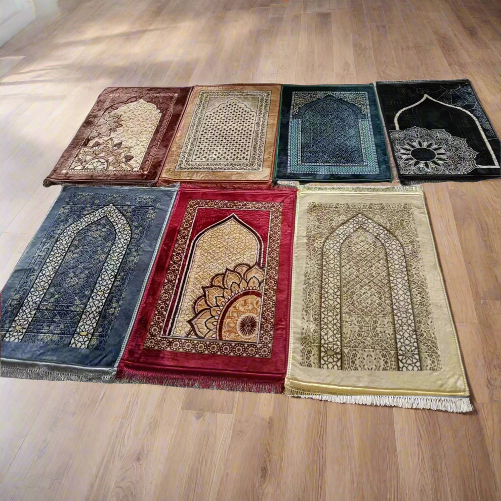Premium Velvet Prayer Mat – Sunnah Goods
